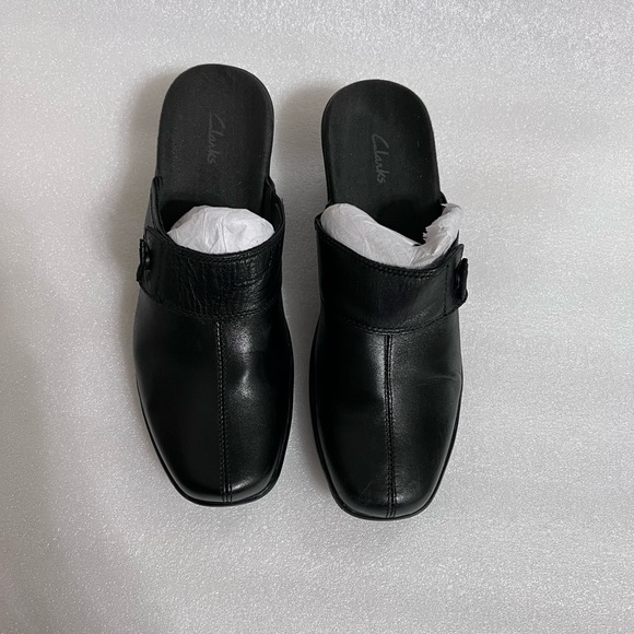 Clarks | Shoes | Womens New Black Clarks Leather Upper Clogs | Poshmark